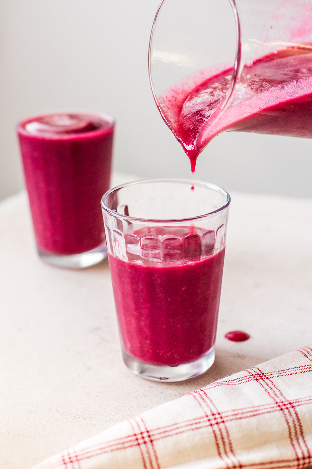 Cool Red Strawberry Smoothie - California Strawberries