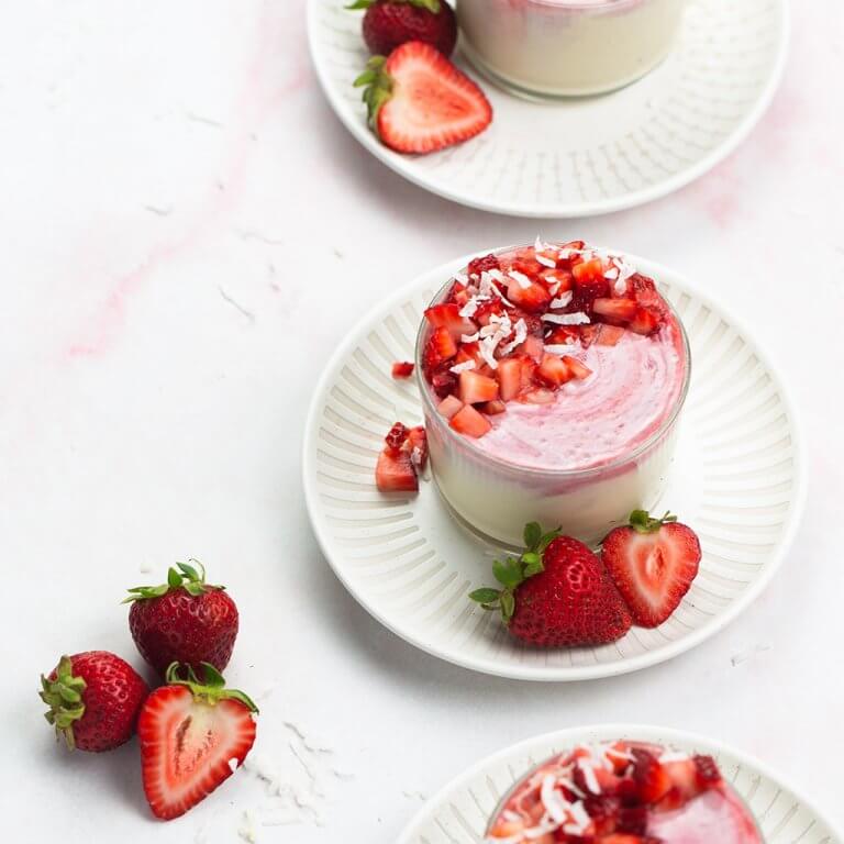 Fresa Colada Mousse - California Strawberry Commission